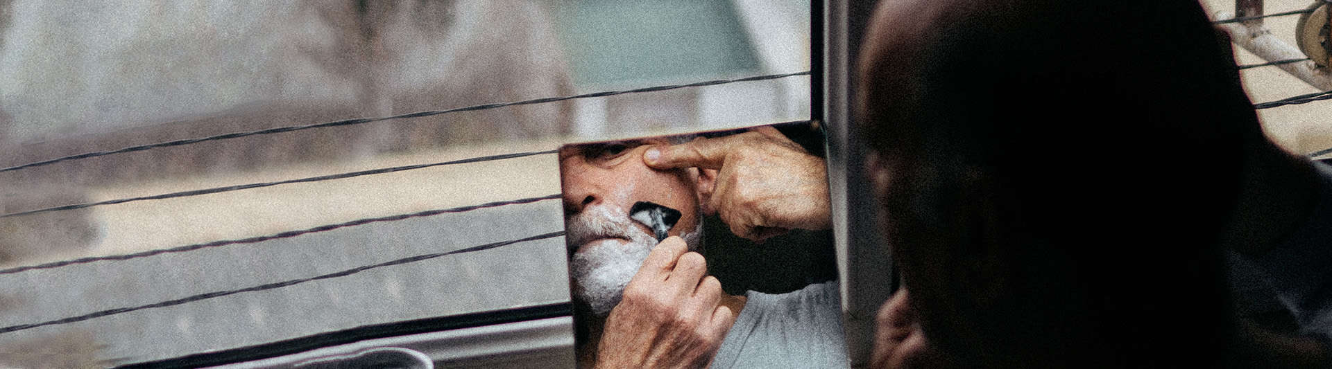 What Is A Safety Razor? — A Complete Guide